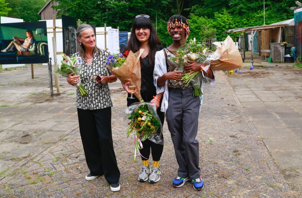 TINA FARIFTEH WINNAAR 1e FotoFestival Naarden TALENT AWARD - Pf ...